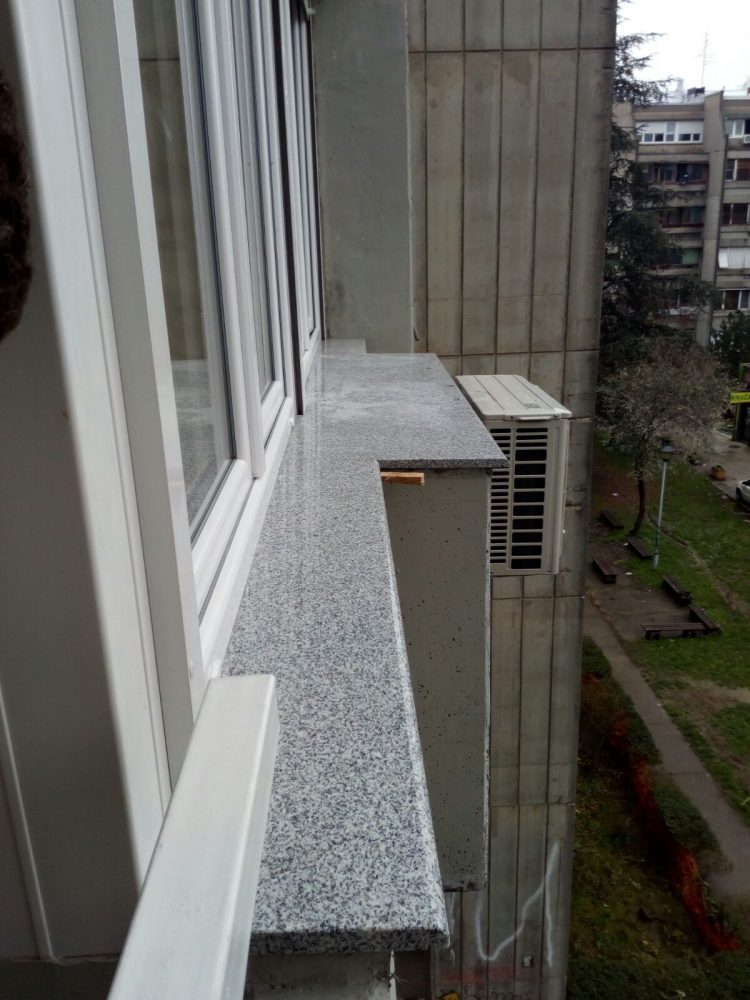 Okapnice podprozornici solbanke od granita i mermera Kamenorezac