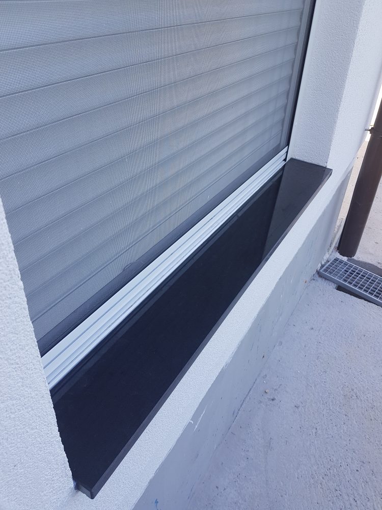 Okapnice podprozornici solbanke od granita i mermera Kamenorezac